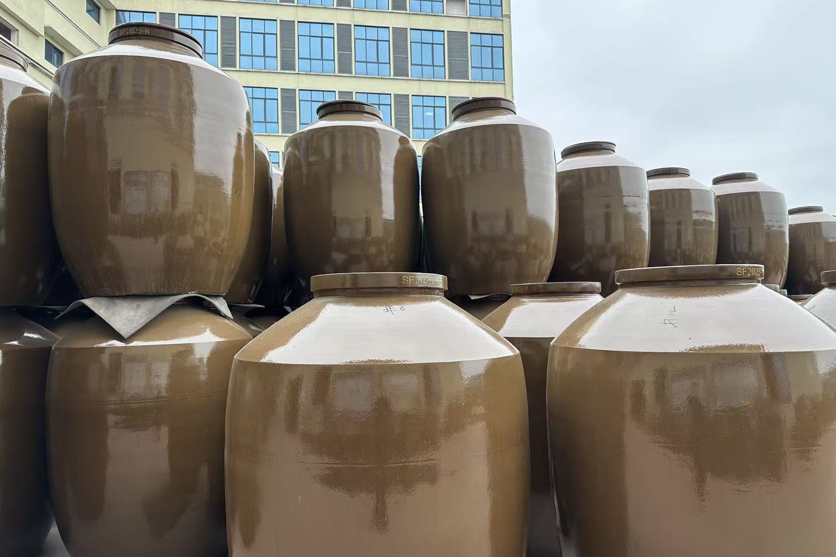 The Ultimate Guide to Choosing the Right Clay Wine Jars - Rongxian ...